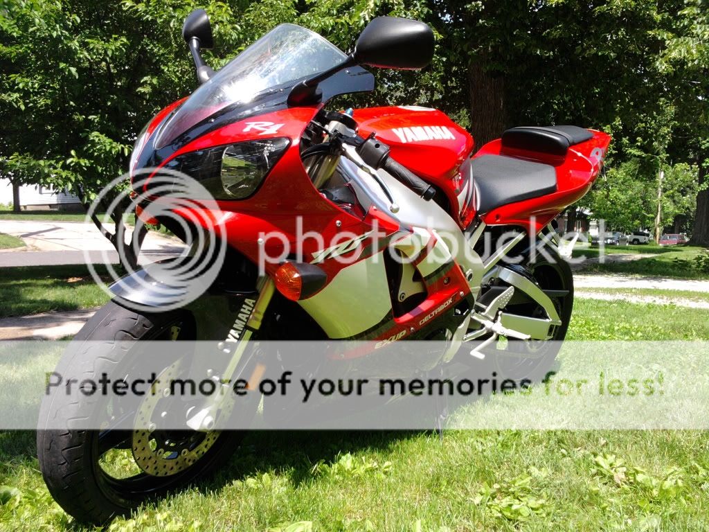 Pics of My 01 R1 | Yamaha R1 Forum: YZF-R1 Forums