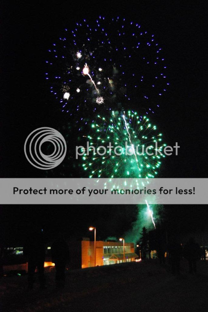 Fairbanks’ fireworks on New Year’s Eve | Twin Spruce, Life in Alaska