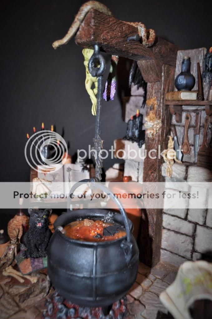 My Build of the Tweeterhead Home Cookin' Witch Model | Hobbyist Forums